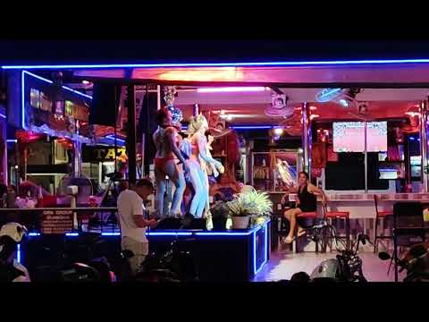 Bikini ladyboys dancing in Pattaya (2024) - Pattaya and Bangkok Ladyboys